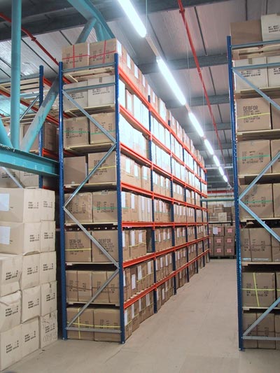 Medium Duty Shelving - Emirates Racking